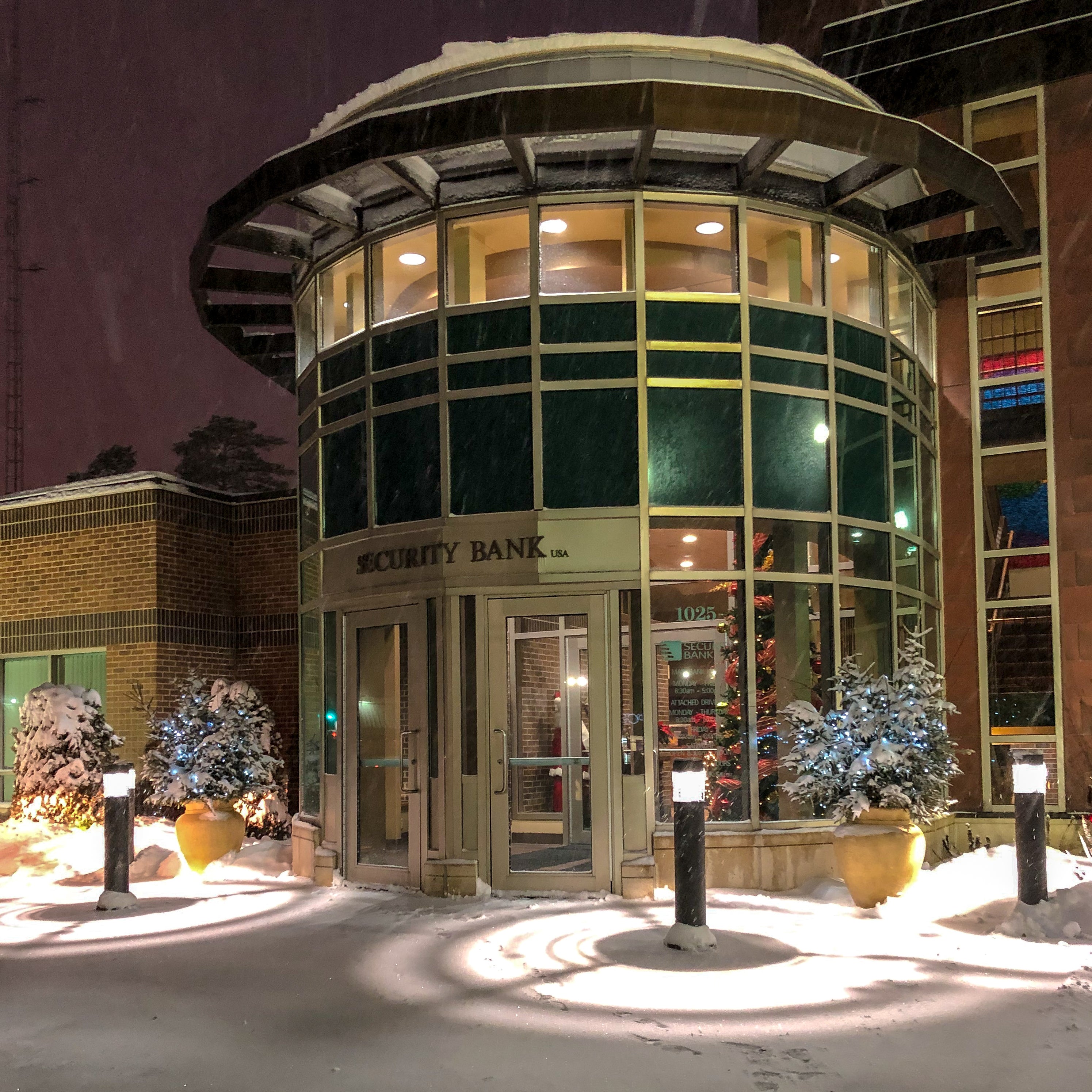 Security Bank USA Installs LED Bollard Fixtures to Building Entrance ...